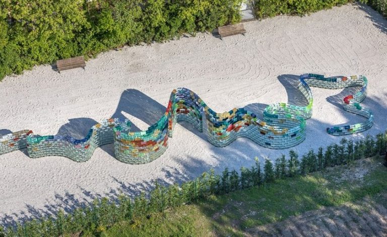 YOU MUST SEE THESE 15 AMAZING OUTDOOR DESIGN INSTALLATIONS – Daily ...